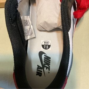 Jordan | Shoes | Air Jordan Retro Low Og Varsity Red Black Toe Size 75 ...
